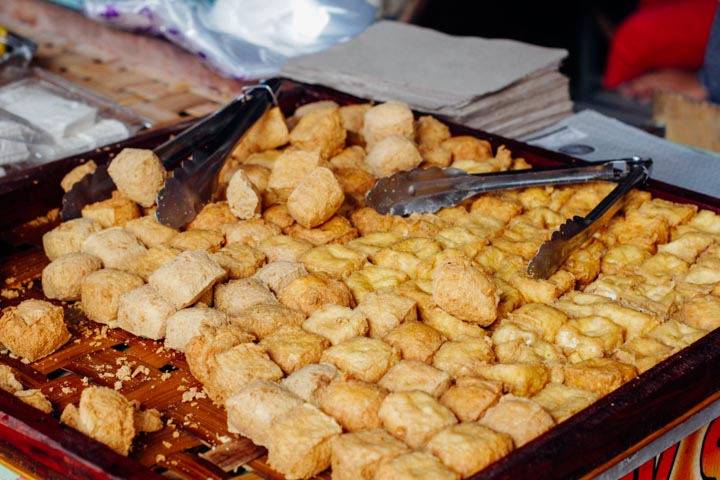 Photo Story : Potrait Pagi Pasar Kanoman Cirebon - kadekarini ...