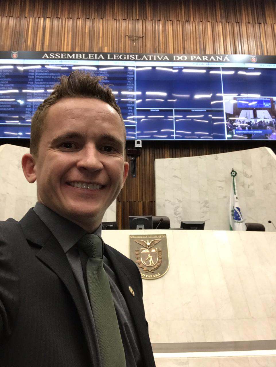 Blog do Elói Turvo: Rodrigo Estacho toma posse como deputado estadual