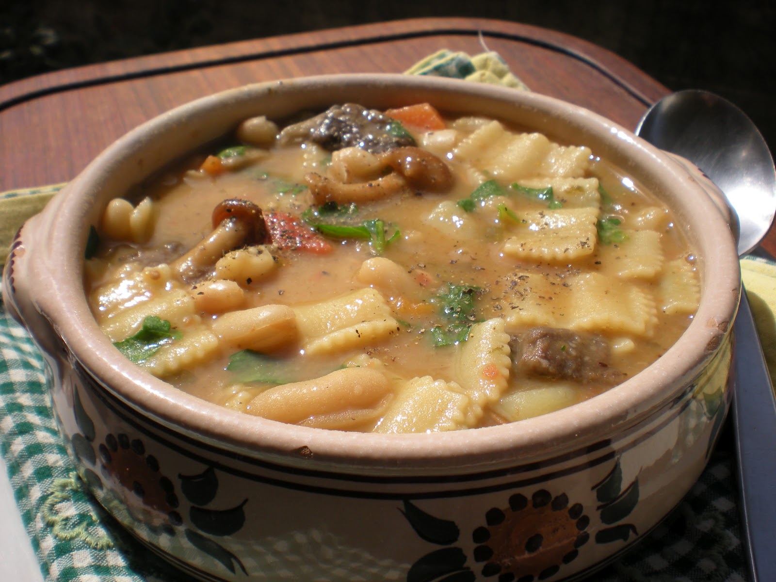 Tacconelli con Cannellini e Funghi di bosco - Profumo di Sicilia