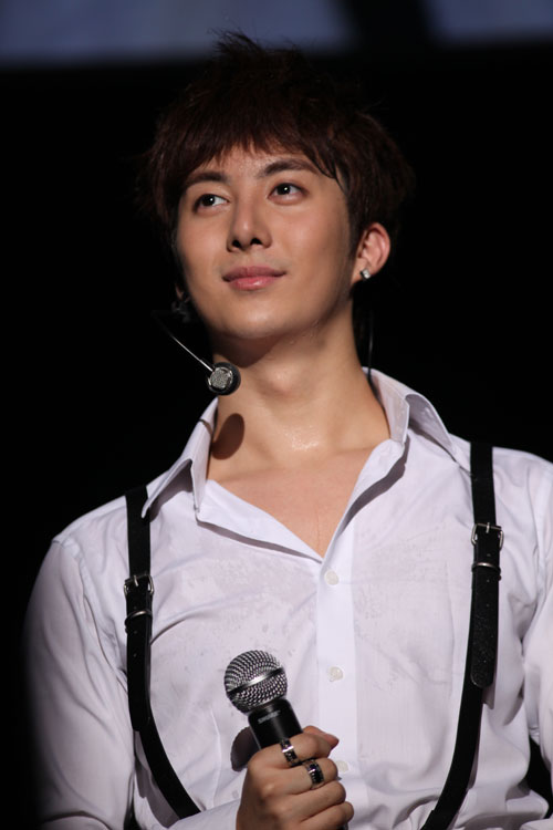 HALLYU KPOP: Kim Hyung Jun de SS501 disfruta de un exitoso inicio de ...