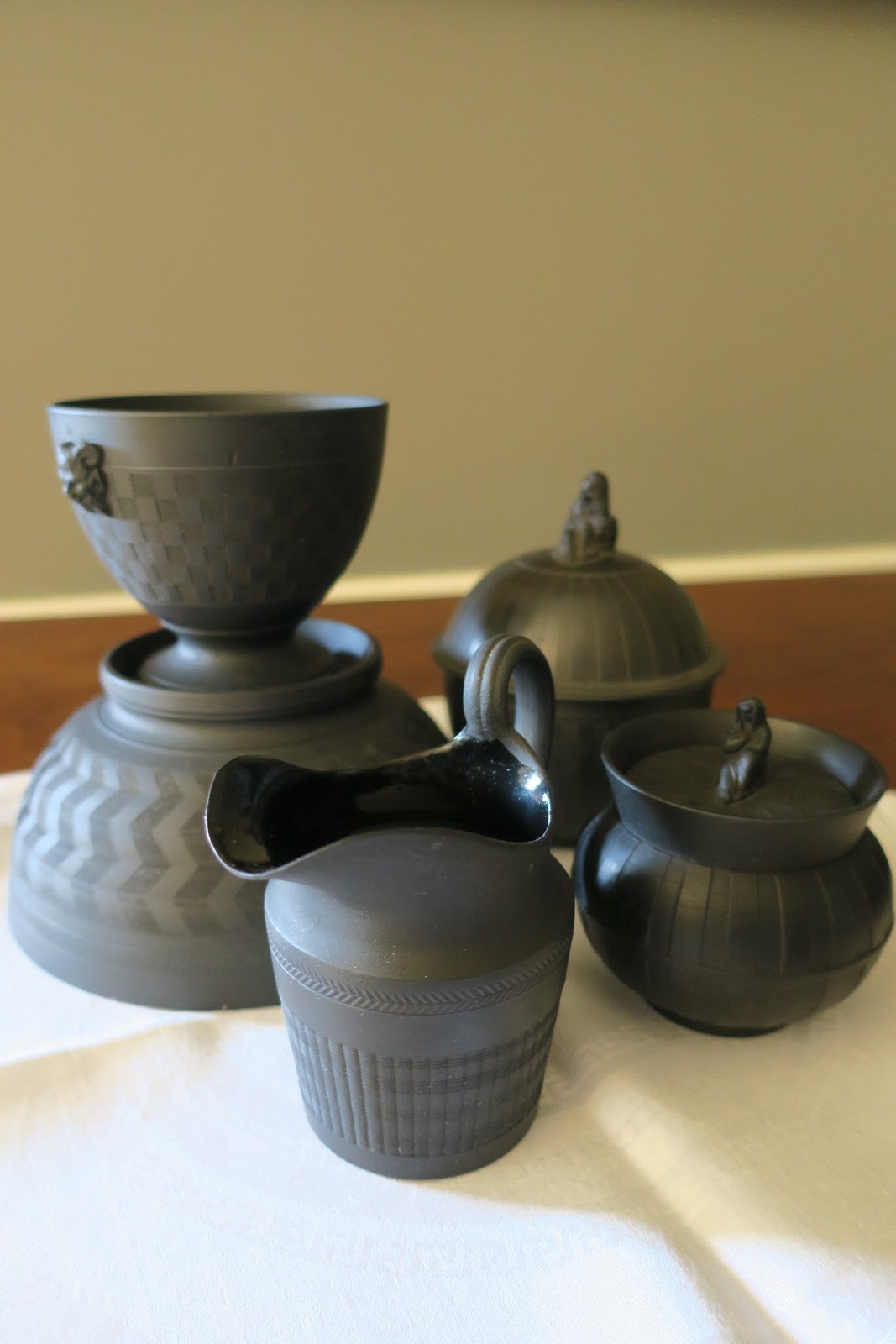 Chronica Domus: Decorating Black Basalt Ceramics: A Revolutionary ...