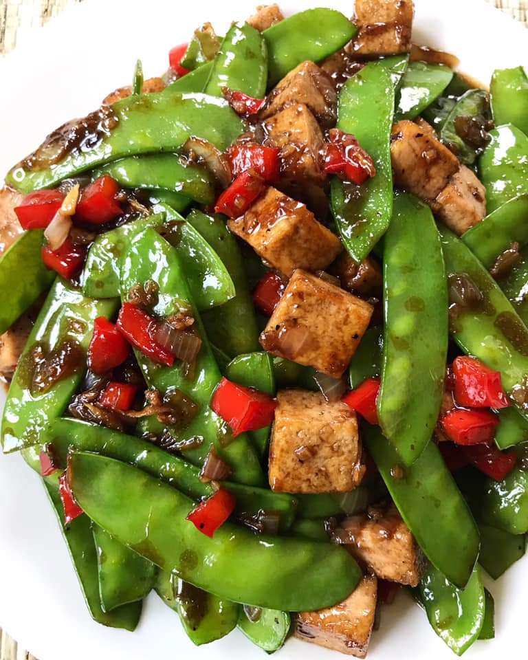 Stir Fry Tofu with Snow Peas