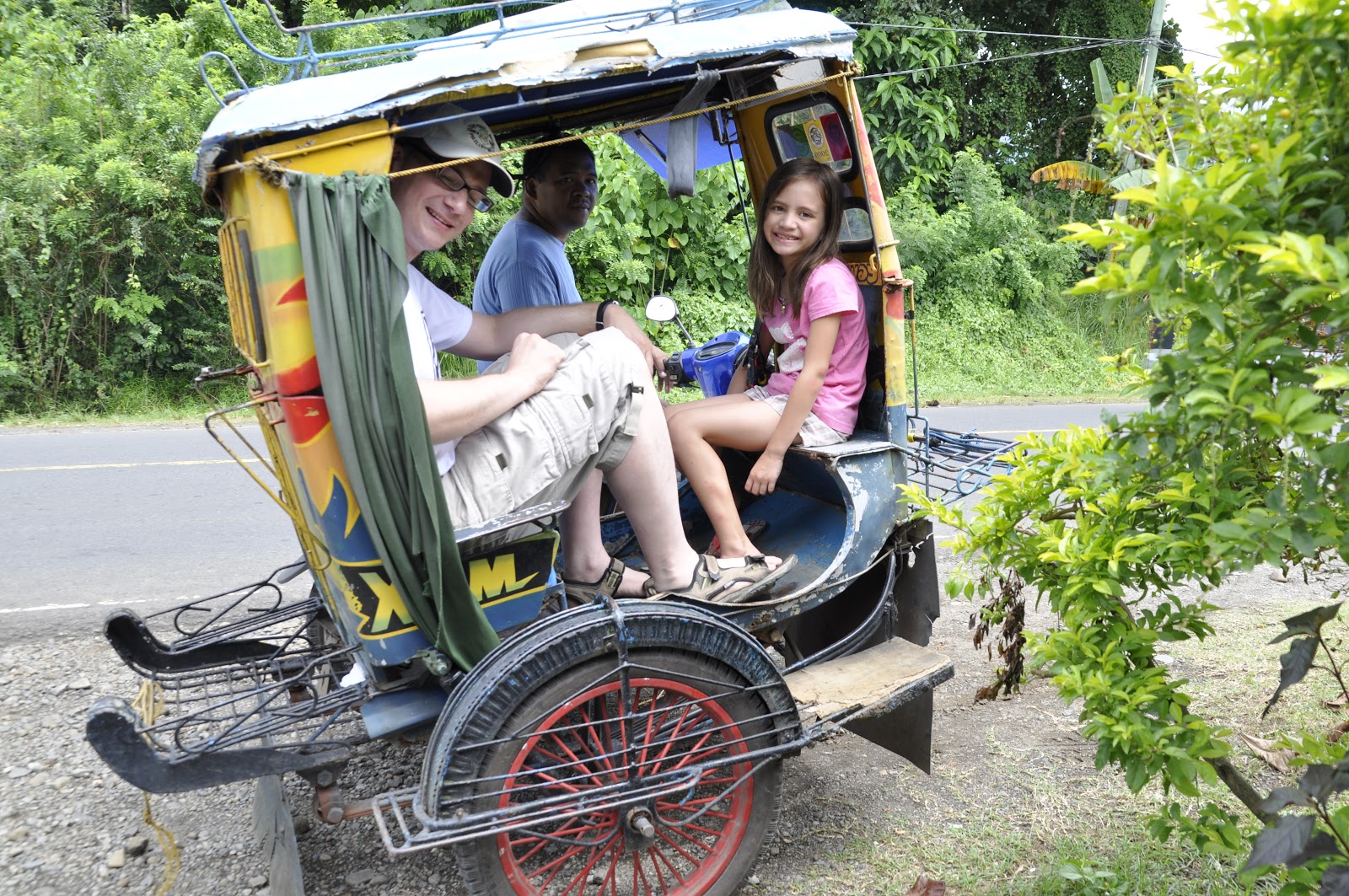 Black Swamp Cornucopia: The Philippine pedicab - workhorse of the provinces
