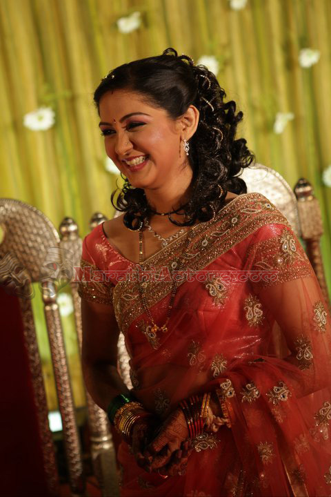 marathi actor and actress: Sameera Gujar wedding photos