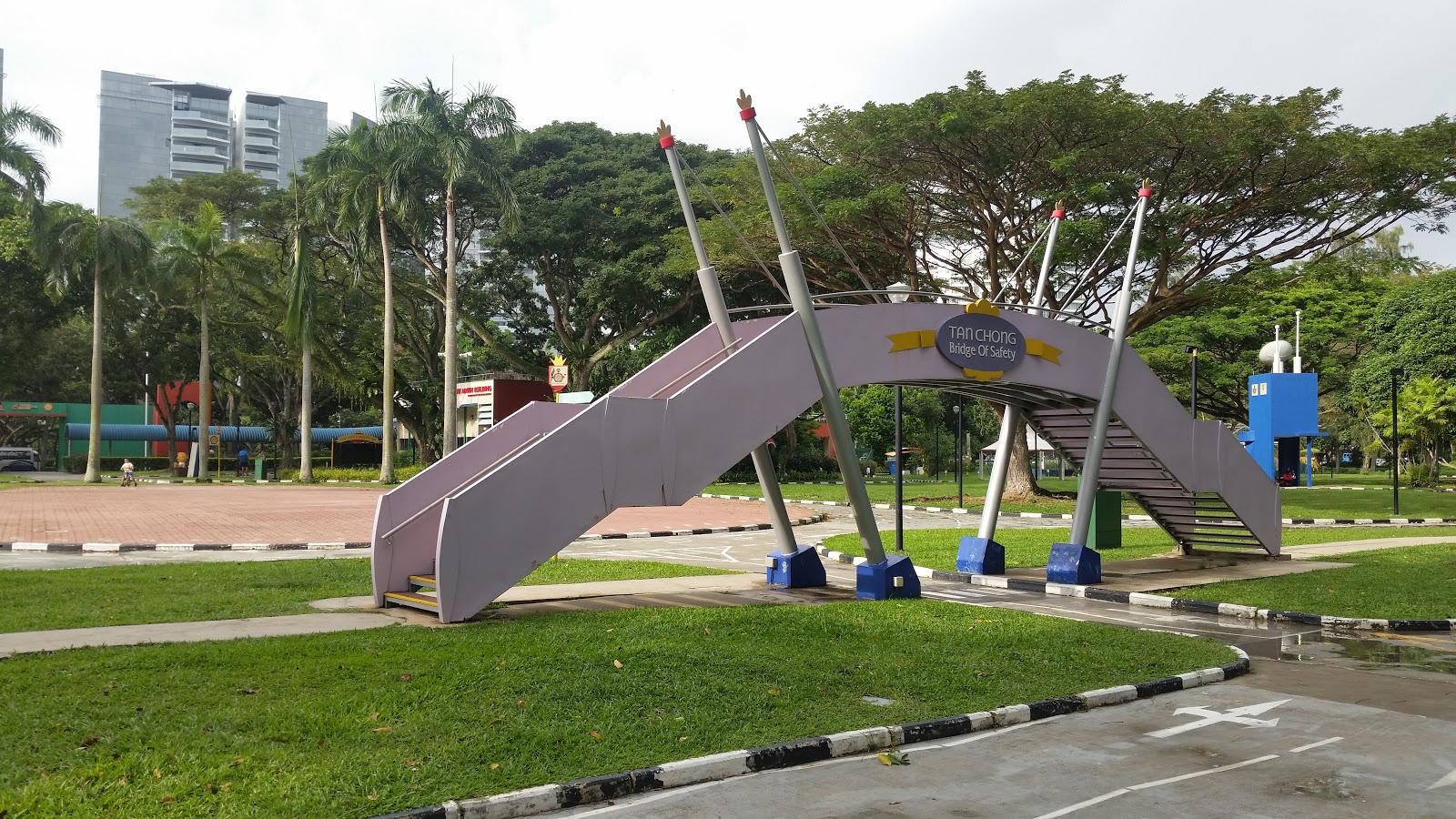 Anyhow Run: Parkland Green - Fort Road