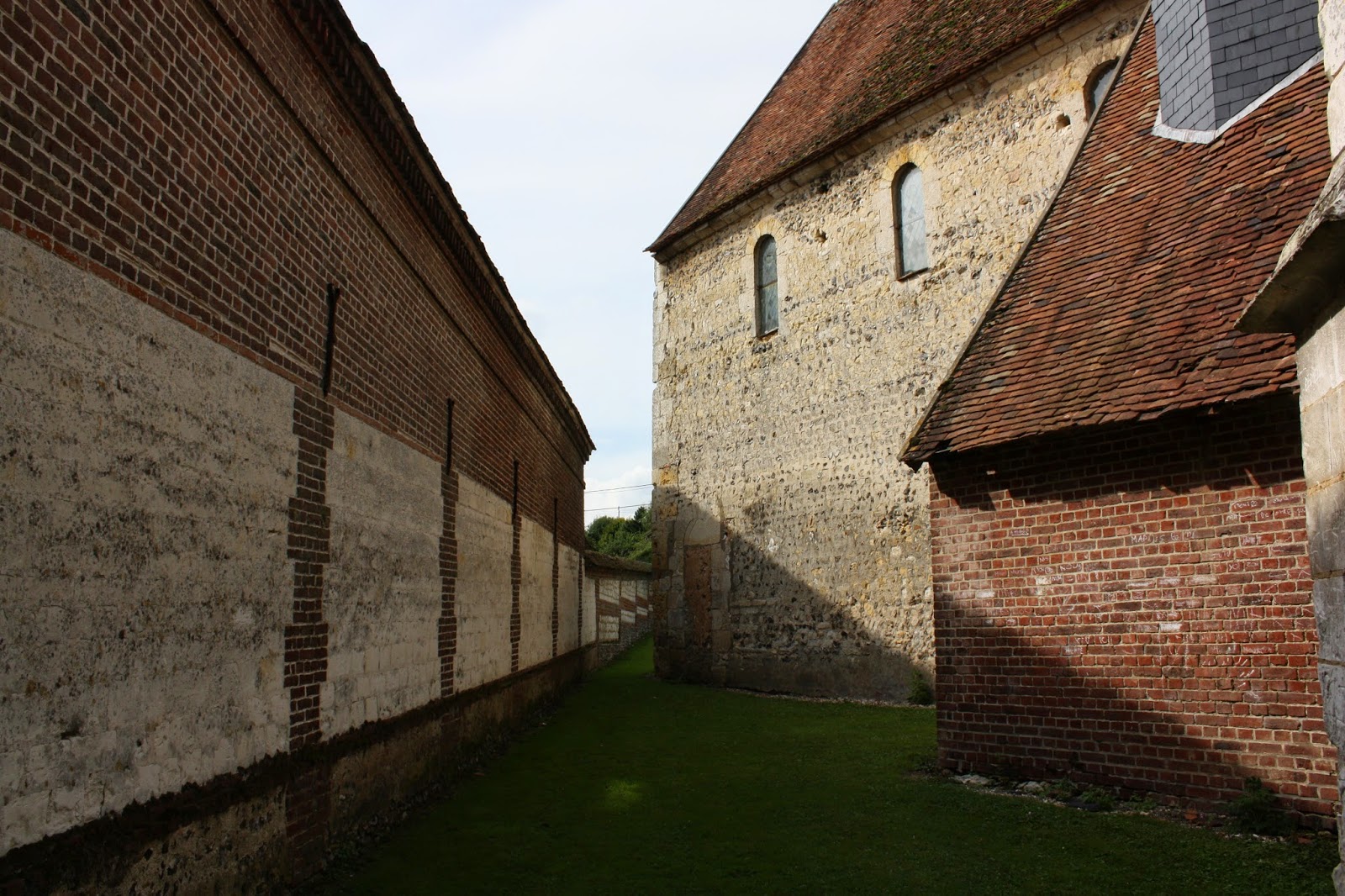 Atlas roman: Guignecourt - Eglise Saint-Aubin (60)