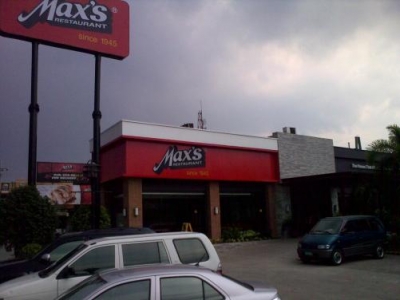 Our Christening Party Experience at Max’s Restaurant |Filipino Sojourner