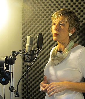 Regina Bittar, a voz brasileira do Google Tradutor