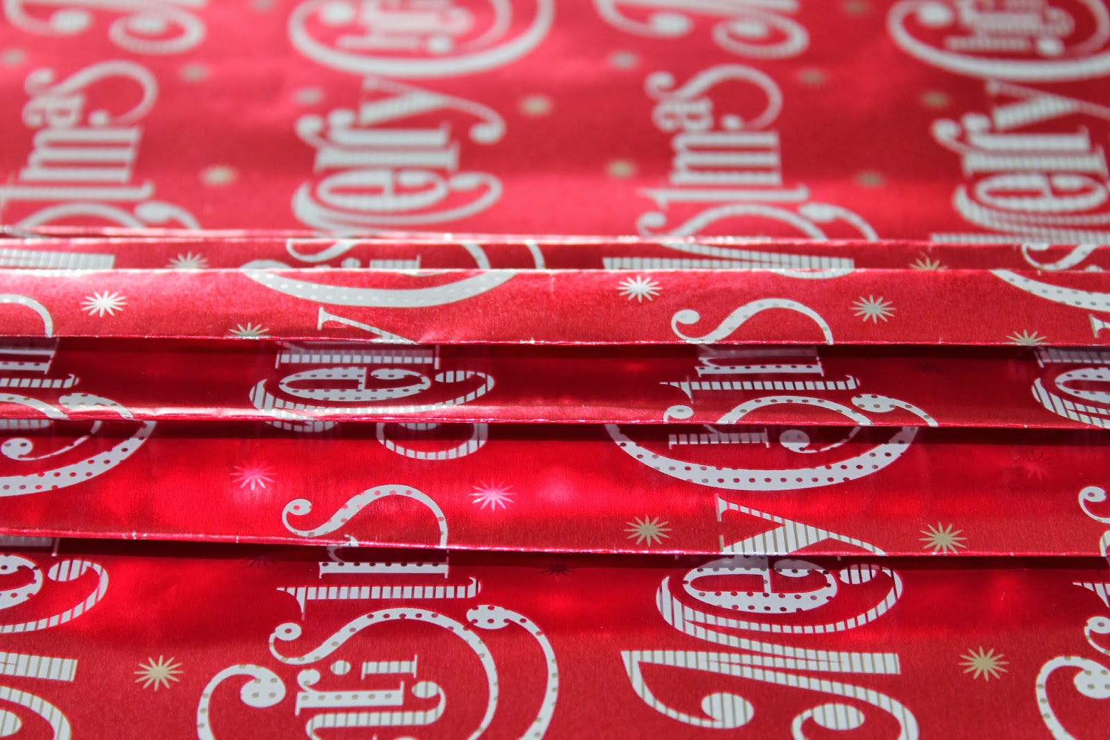 The Bees’ RV: That's a Wrap! (Wrapping Gifts with the Pleated Paper ...