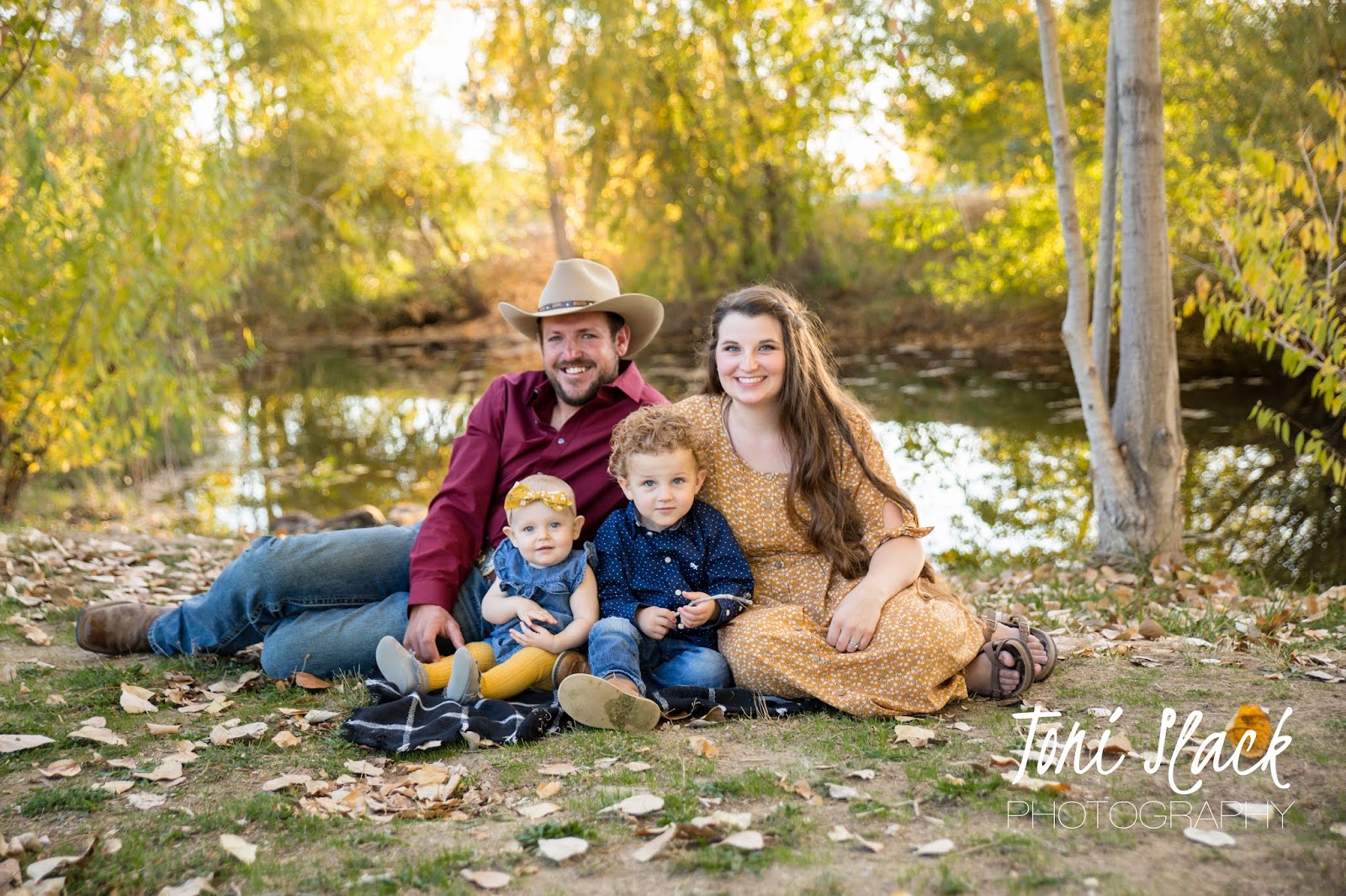Home Sweetly Home: Photography Sneak Peek ~ Nicholas & Amanda Eells ...