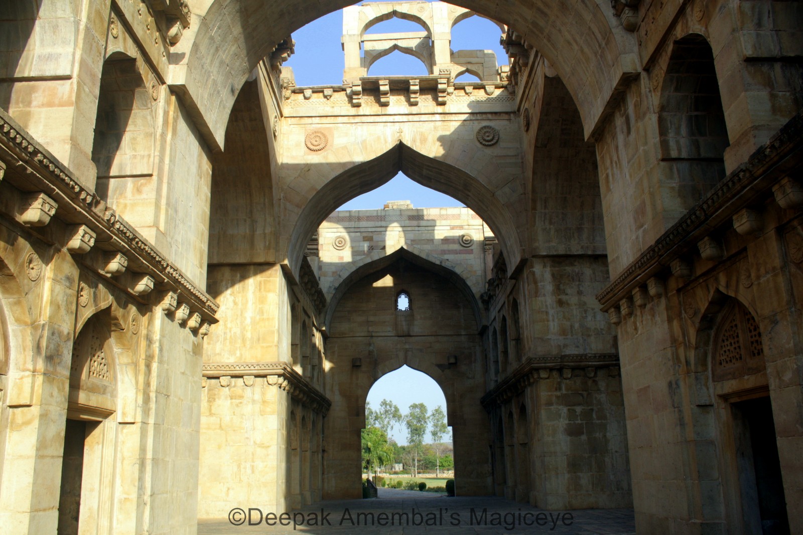 Travel magic: What is Chanderi in Madhya Pradesh famous for?