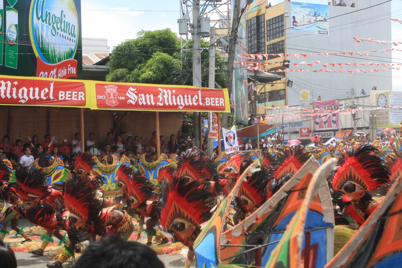 A roamer with a purpose.: HaLa Bira Iloilo!!!