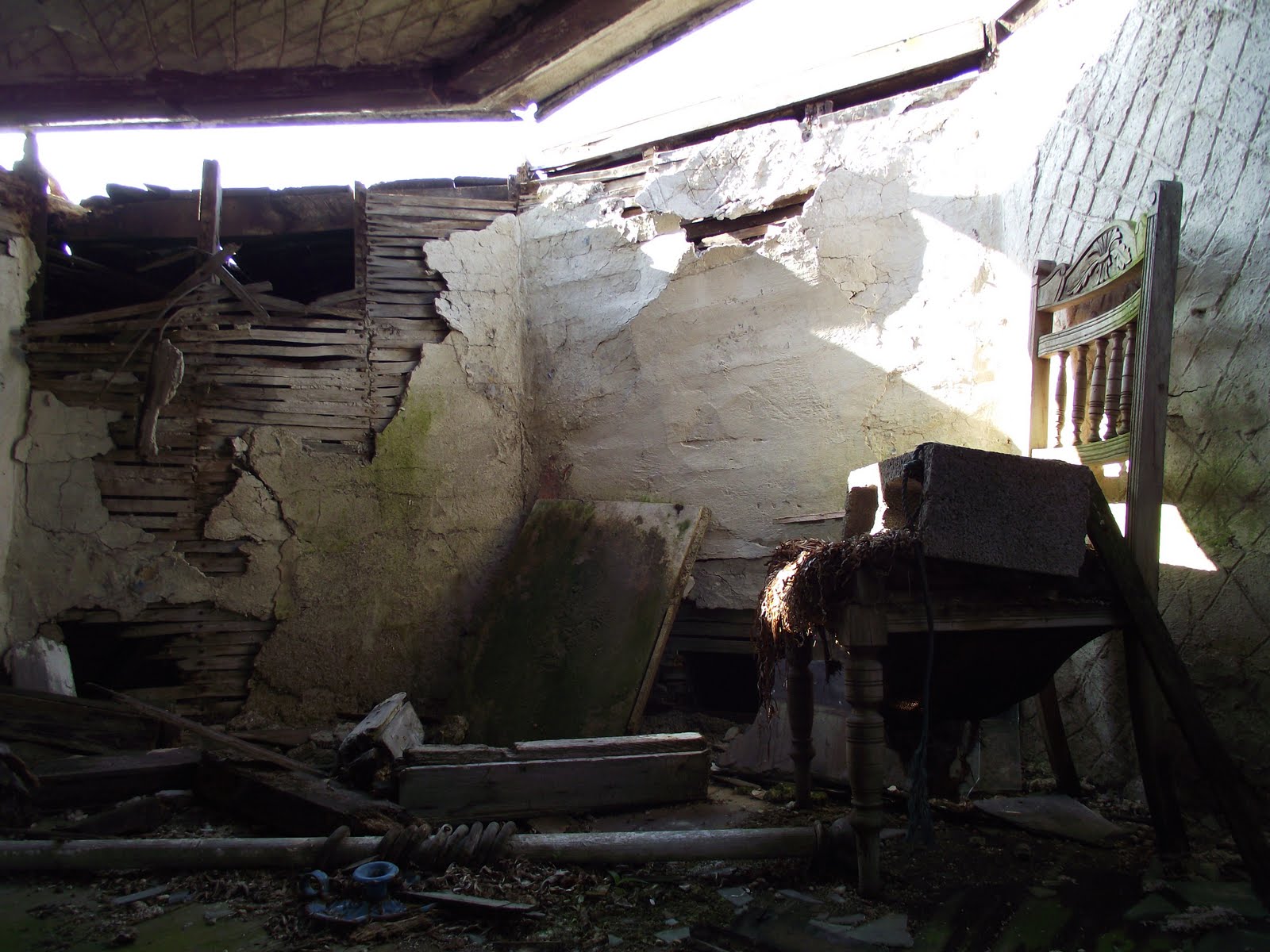 YoungManGoneWest: Satis House Located?