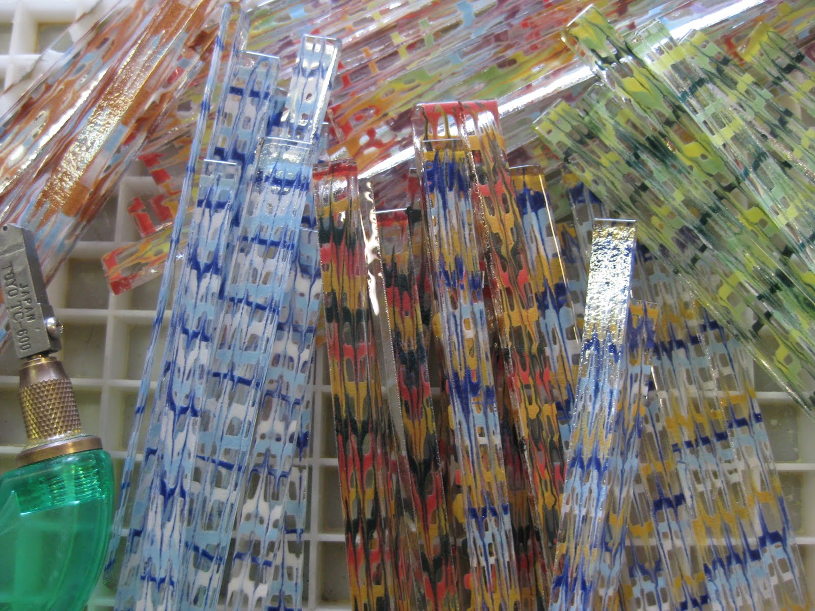 Calyx Glass Blog: Glassline Paints on Clear Glass