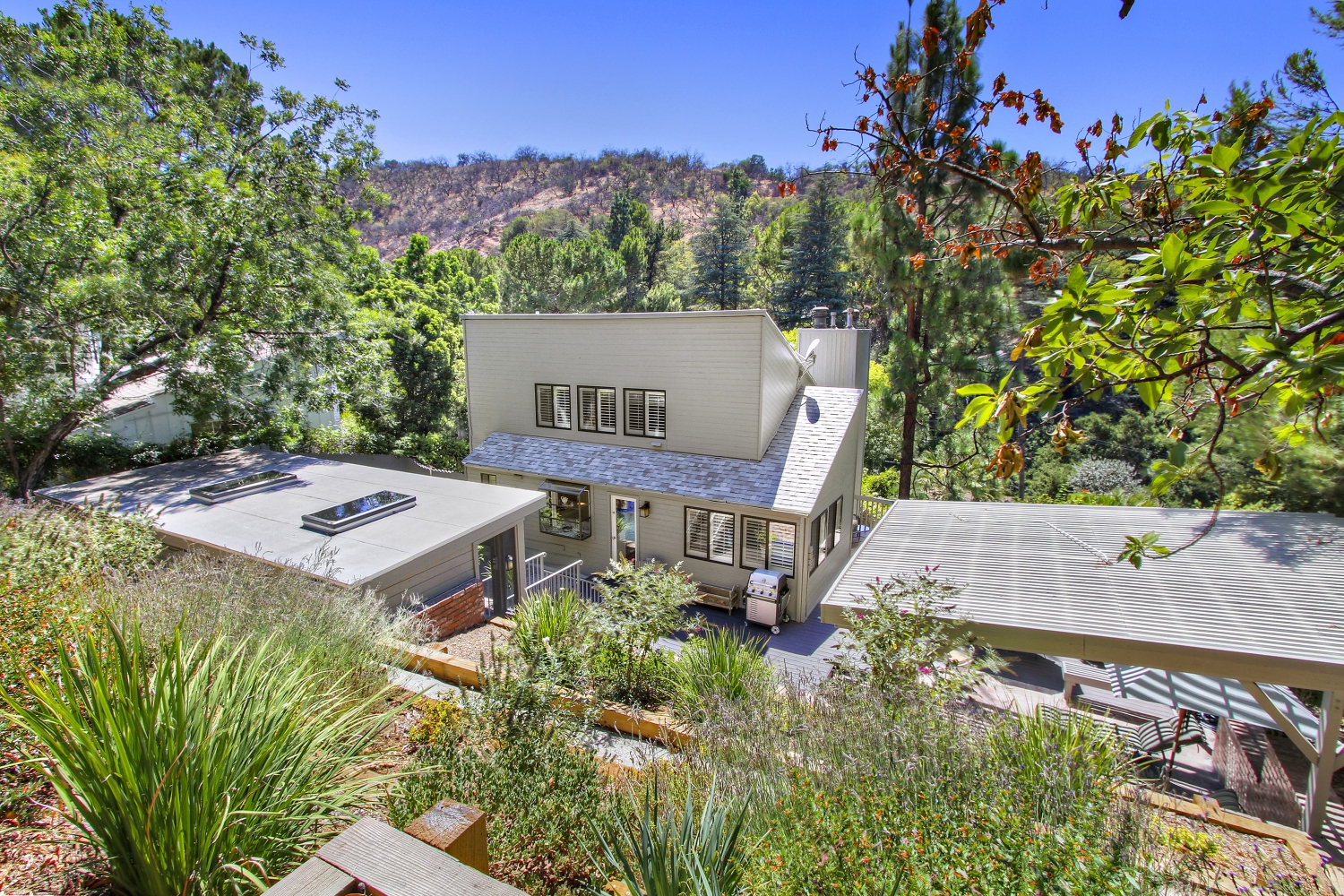 San Fernando Valley Real Estate: 14784 Round Valley in Sherman Oaks has ...