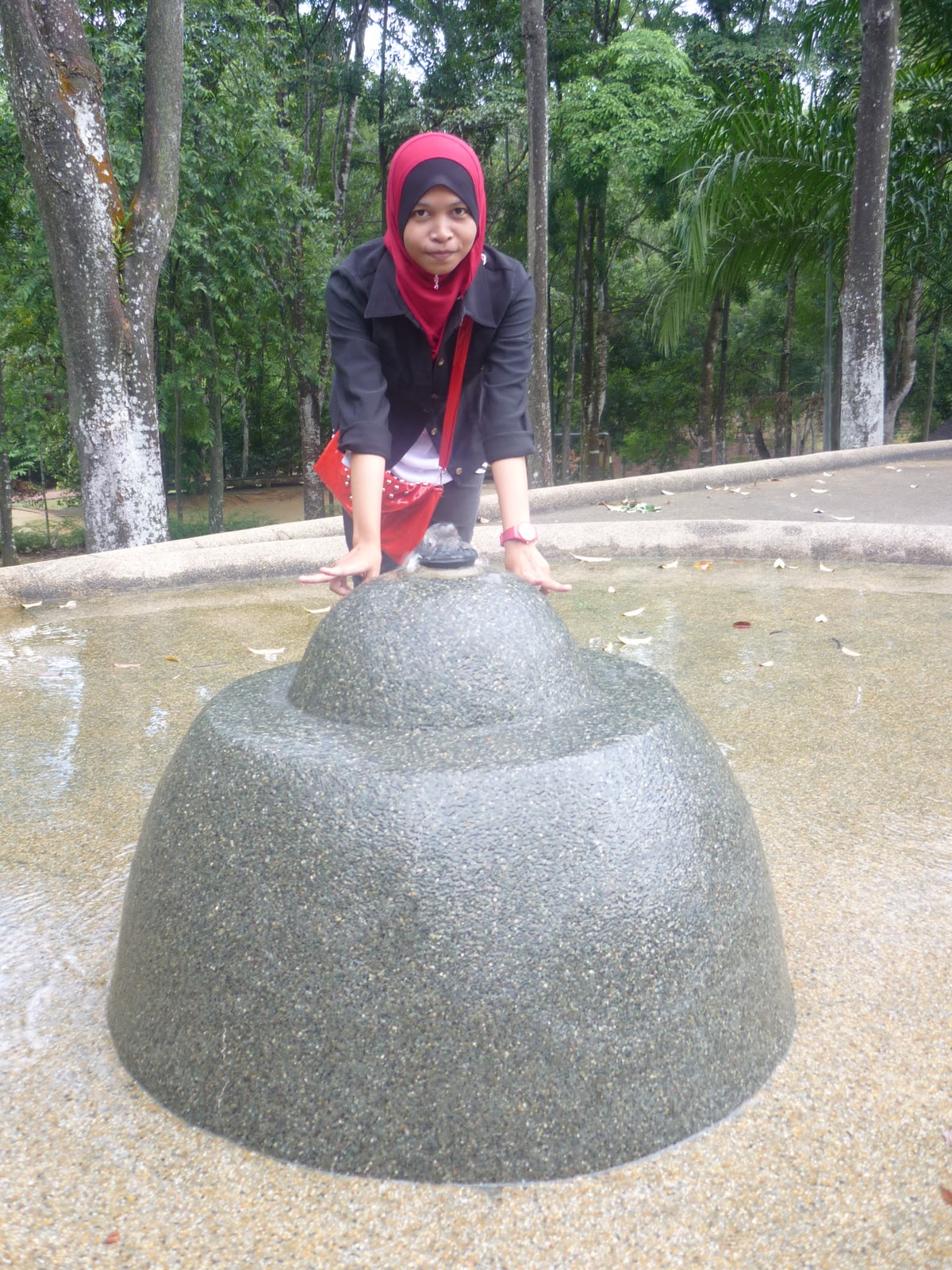sEmErah hAtiKu (^_^): hutan bandar larkin VS hutan bandar mutiara rini