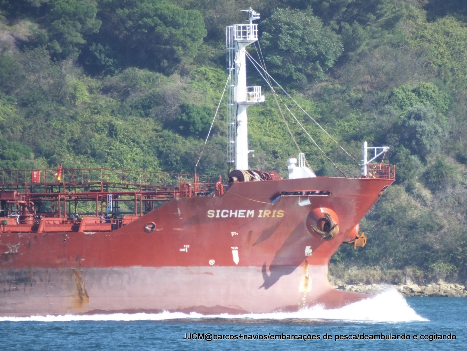 BARCOS+NAVIOS: SICHEM IRIS