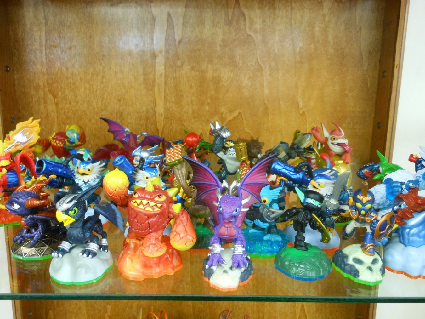 Hobbies on Display: September 2014 - Chloe's Skylanders Collection