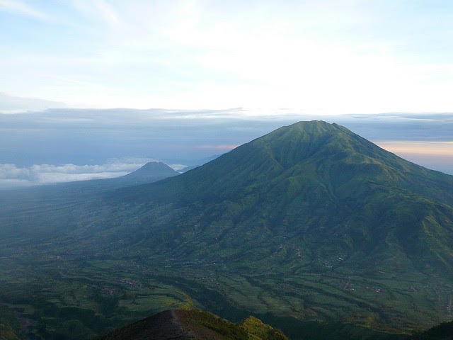 Gunung Merbabu Terletak Di - Perumperindo.co.id