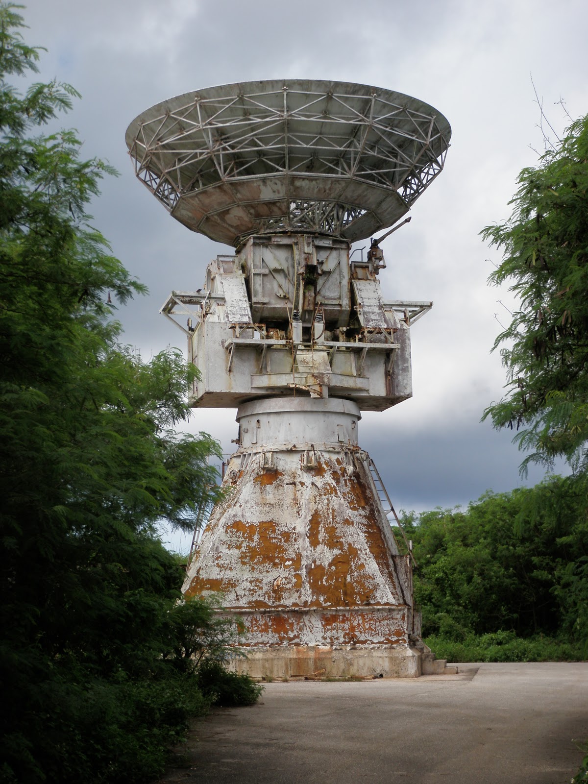 Saipan: Teaching, Living, & Recreation: Cold War Radar Station