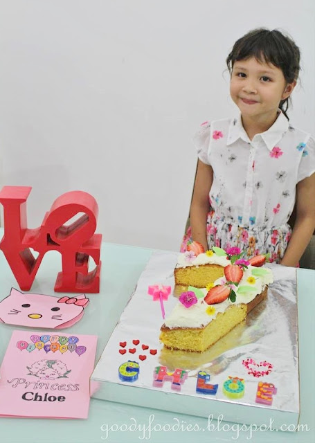 GoodyFoodies: How to Make Number 7 Birthday Cake