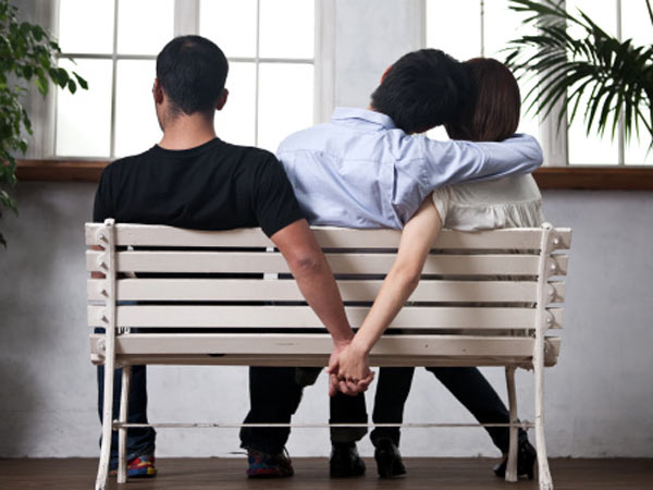 ¿por Qué Las Personas Engañan A Sus Parejas Determinan El Principal