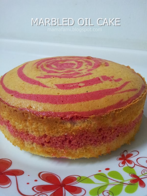 MamaFaMi's Spice n Splendour: Marbled Oil Cake