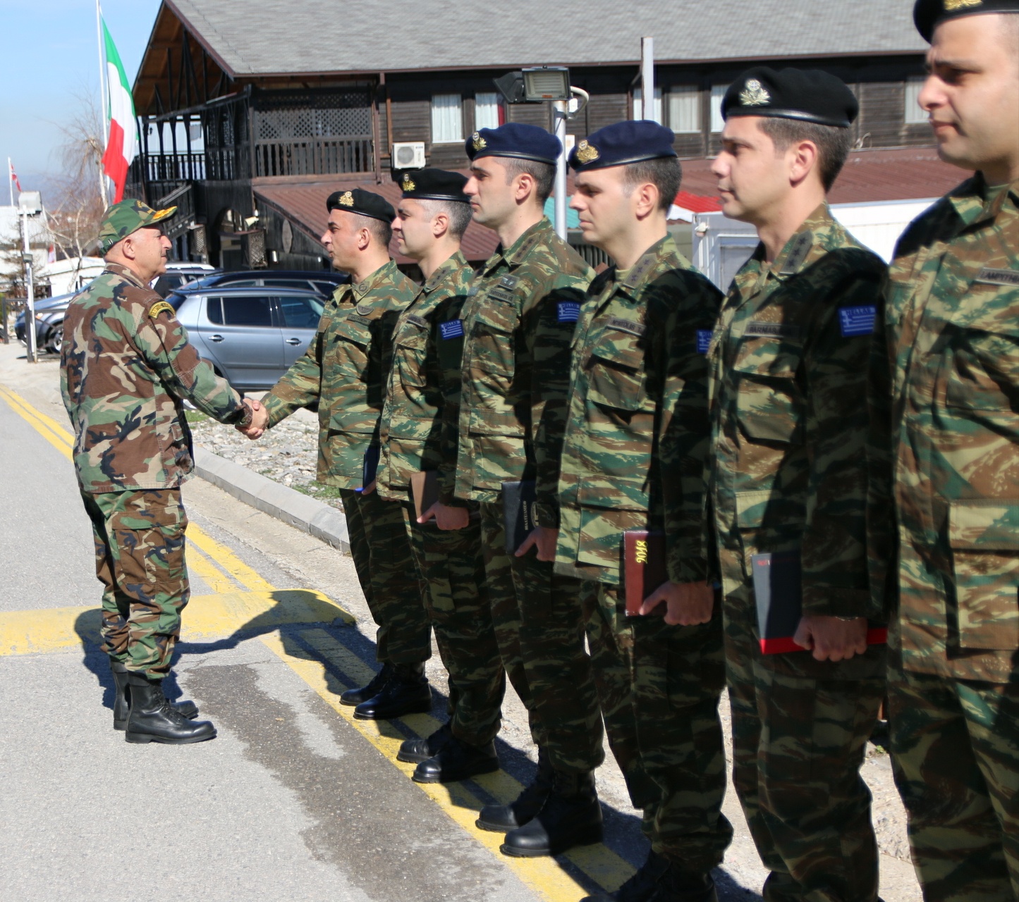 Ο Αρχηγός ΓΕΕΘΑ στο Κόσοβο! Τι είδε - ΦΩΤΟ • Armyvoice.gr