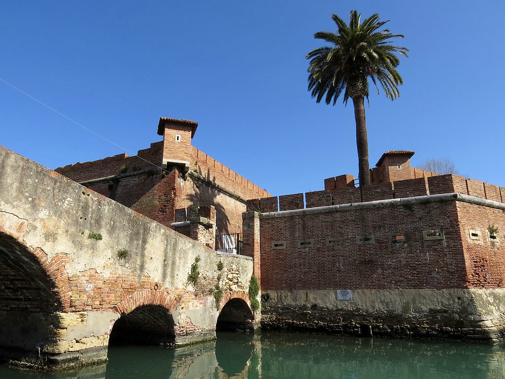 Livorno Daily Photo: The Fortress, at Last!