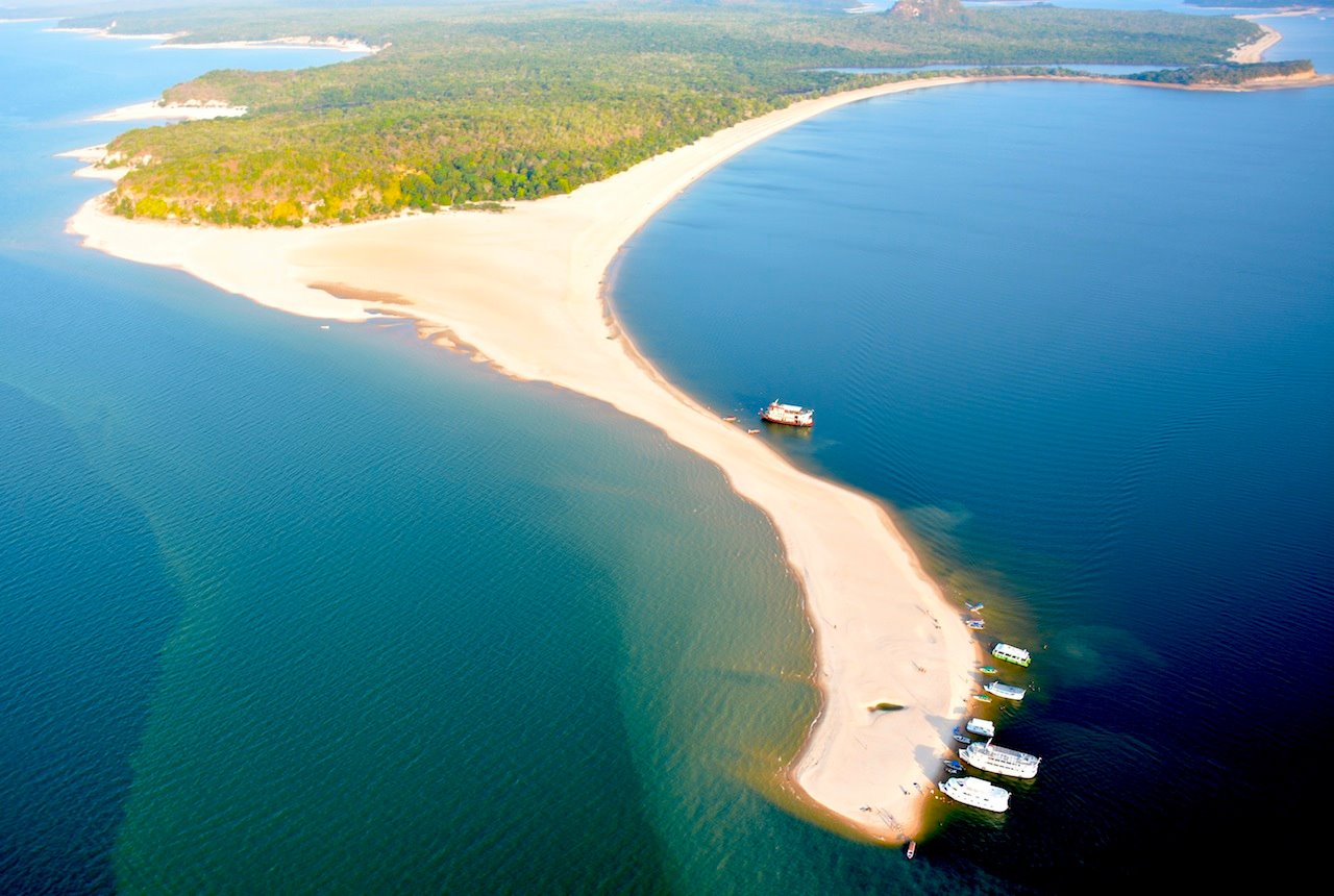 Conheça, se encante com A linda praia Ponta do Cururú em Alter do Chão