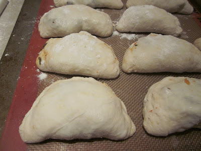 Make, Jane, make!: Freezing Calzones: A Perfect School Lunch