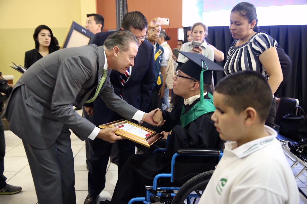 Ser graduado de Conalep es símbolo de excelencia: Quirino Ordaz | Entre ...