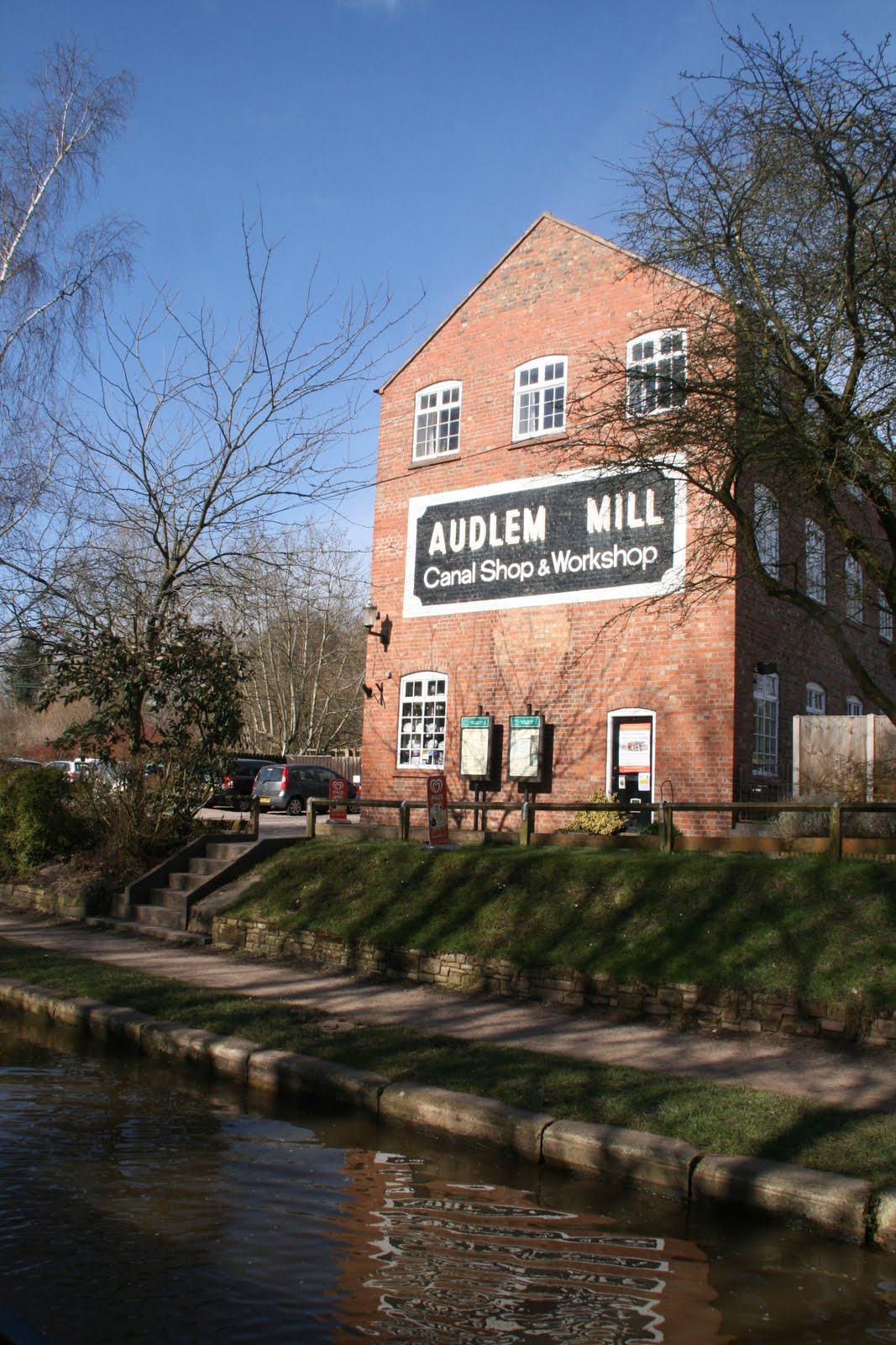 Narrow Boat Albert: Audlem