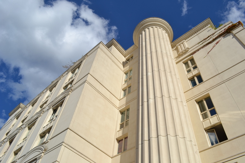 Les Echelles du Baroque: a Post-Modern Pastiche ~ Invisible Paris