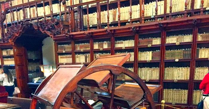 The Carmelite Library: Reveries of libraries, the twenty-seventh ...