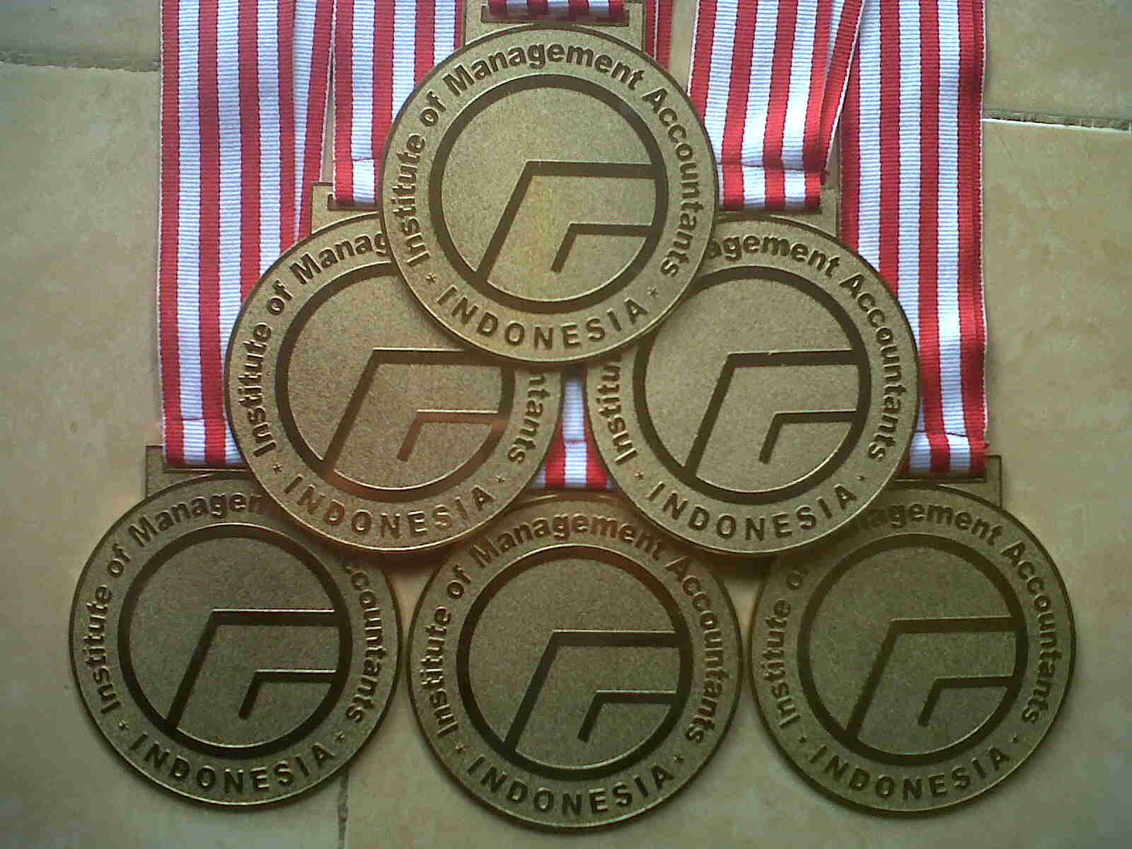 label bahan aluminium