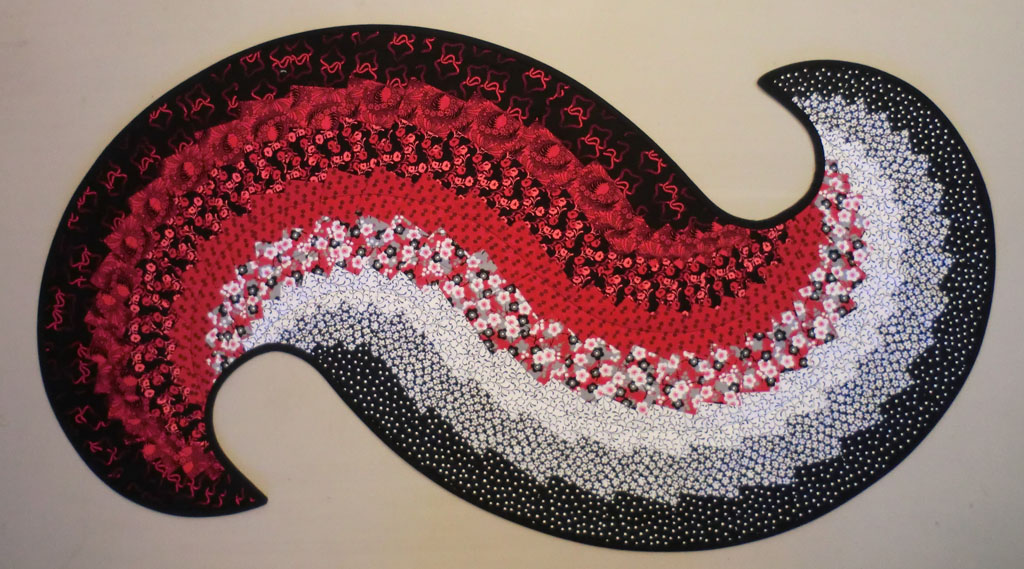 Bigfork Quilts Etc: Spicy Spiral Tablerunner Class Samples.