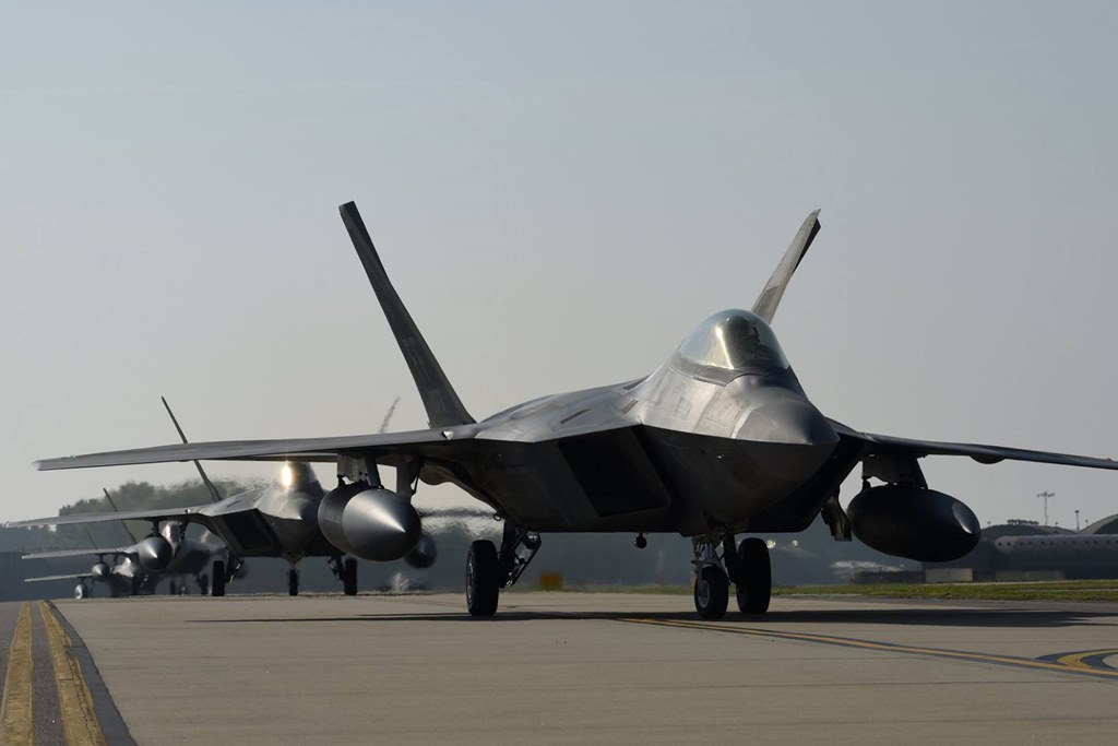 USAF RAPTORS RETURN TO EUROPE - Blog Before Flight - Aerospace and ...