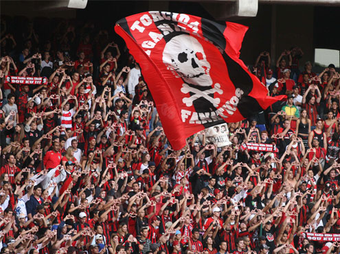 Torcidas Organizadas##: Torcida Organizada Os Fanáticos (TOF)