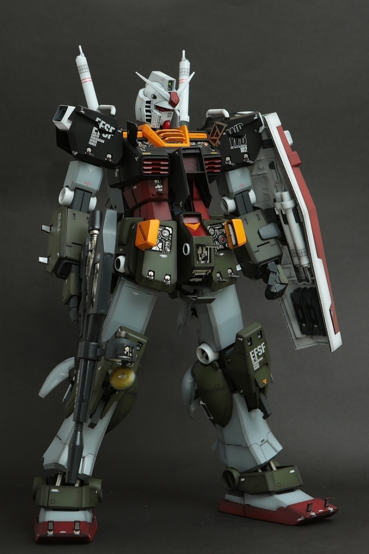 Custom Build: 1/60 RX-78-2 Gundam "Real Type Colors"
