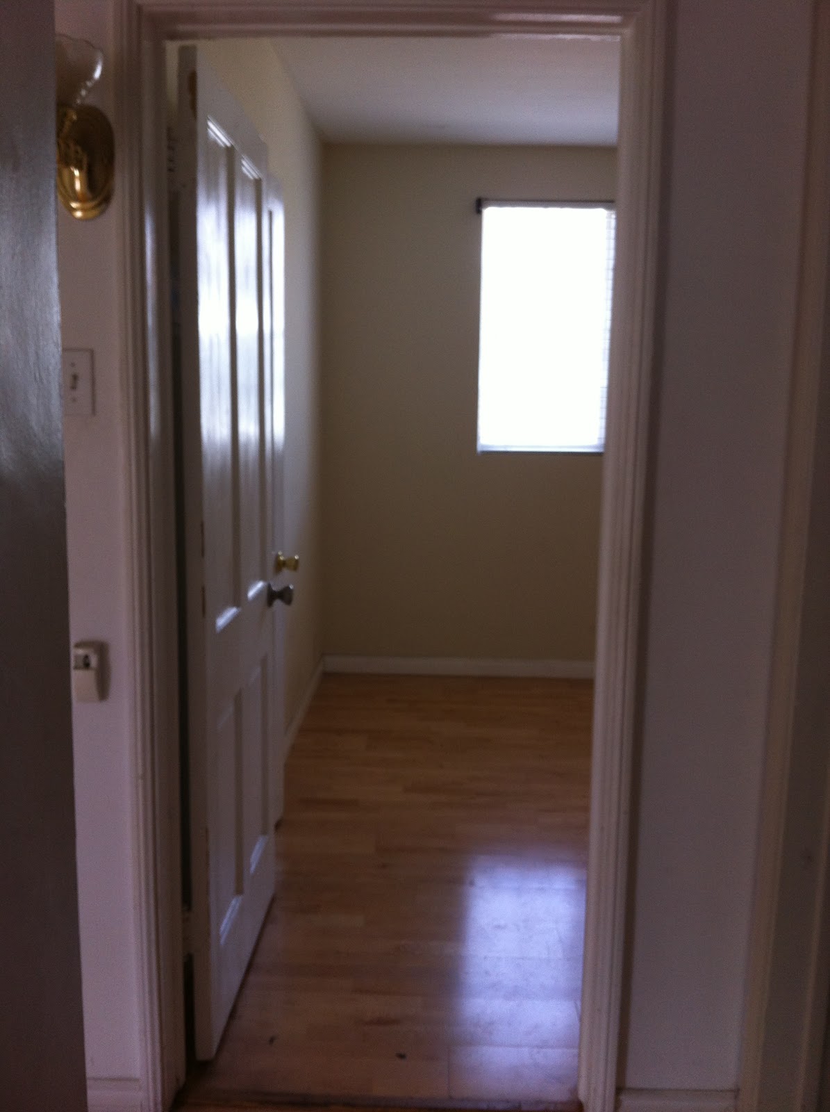 EvY at HomE: burbank houses: dumpy house