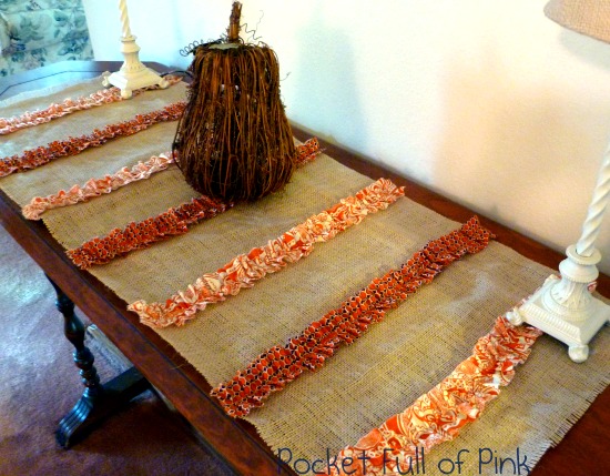 Pocket Full of Pink: Autumn Burlap Table Runner tutorial