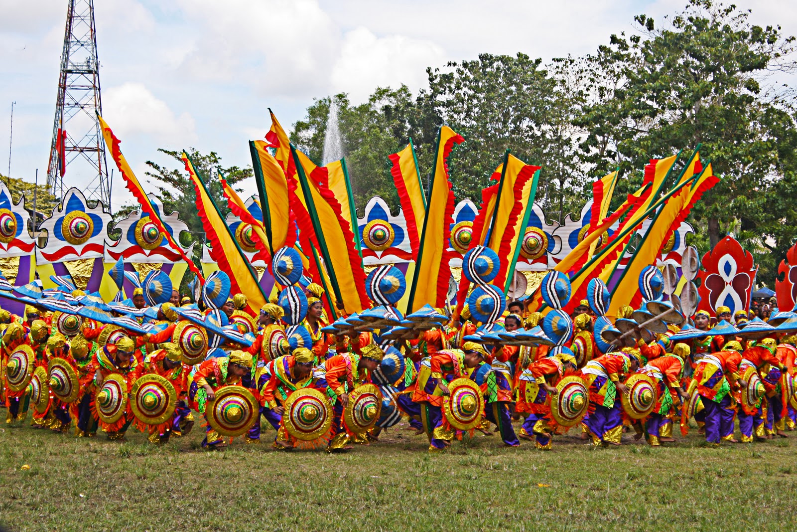 lgu: Street Dance and Field Demo Competition amaze Tacurongnons and ...