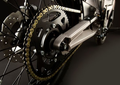 10 Tips Menunggang Motosikal Dengan Cermat Dan Selamat | Pelesit Selatan