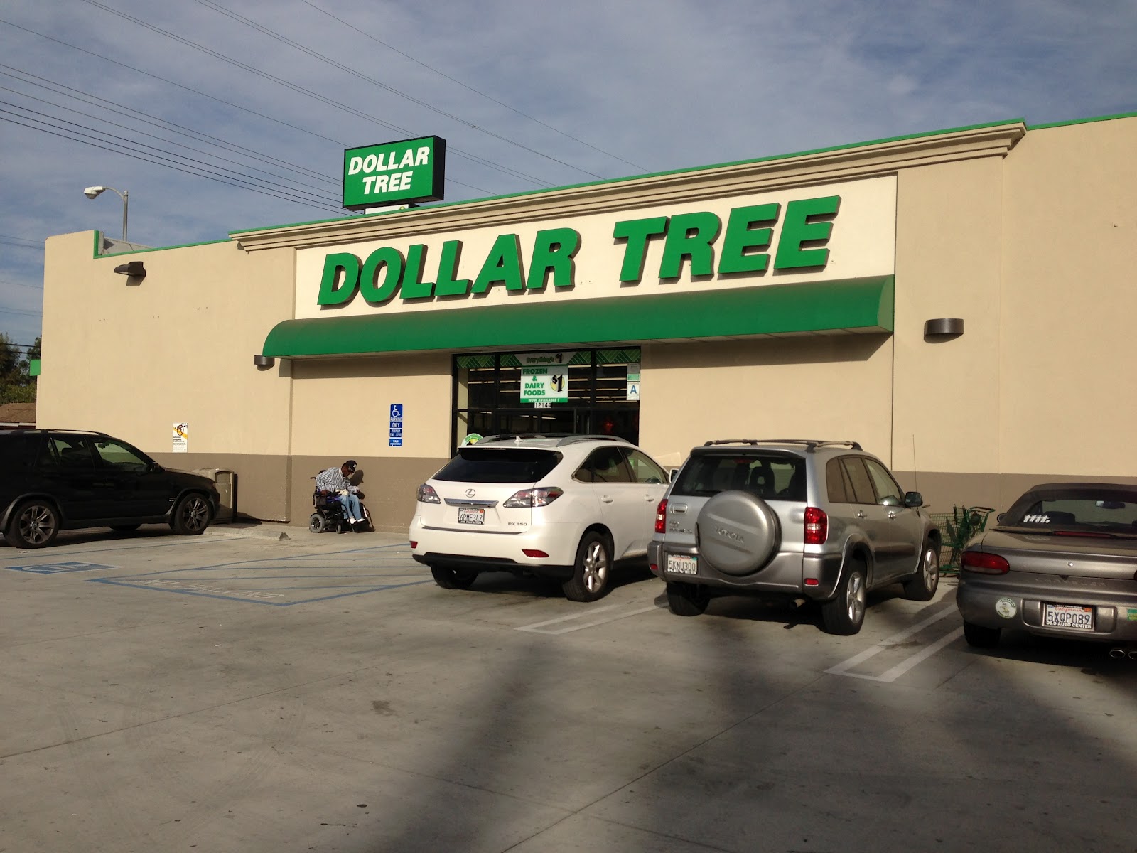 Surviving Los Angeles @ LArge: The Dollar Tree (12144 Magnolia Blvd ...