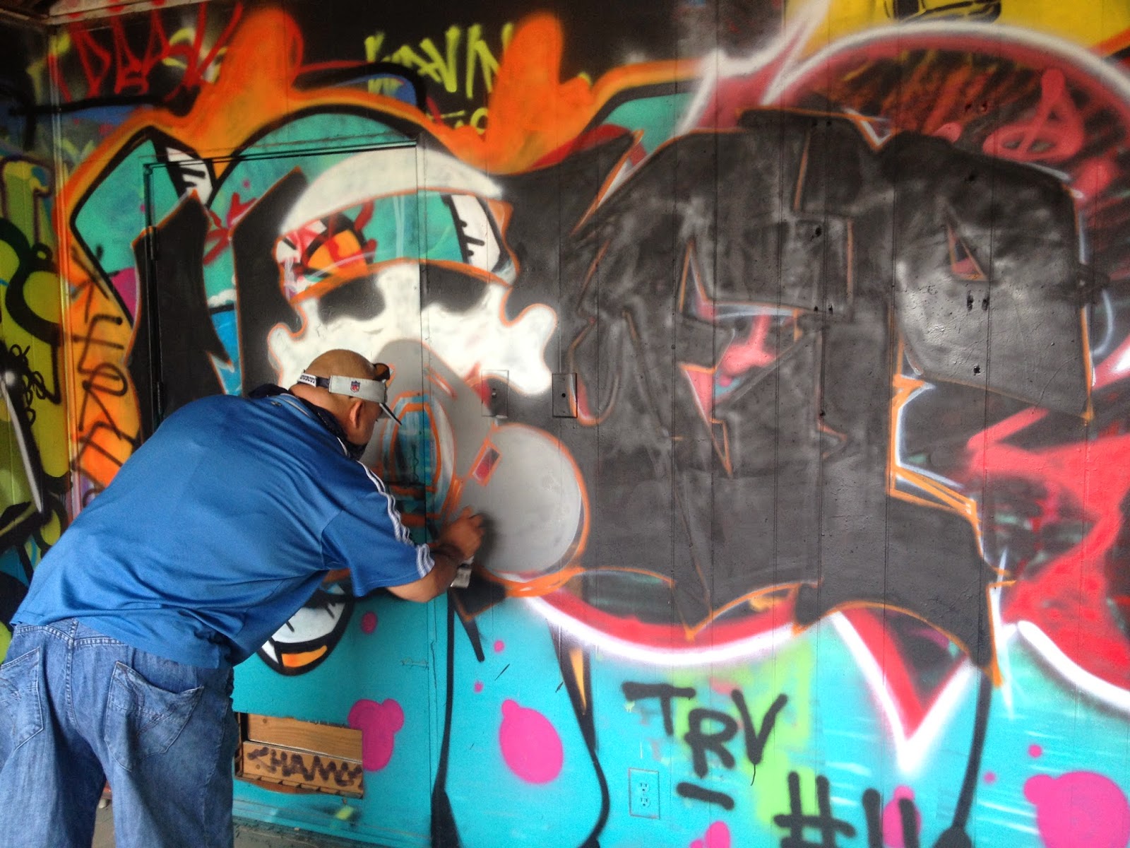 Dallas Graffiti : Dallas’ first ‘free wall,’ in West Dallas, gives ...