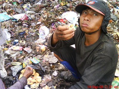 129 Pemulung Diangkat Sebagai Pemerhati Lingkungan