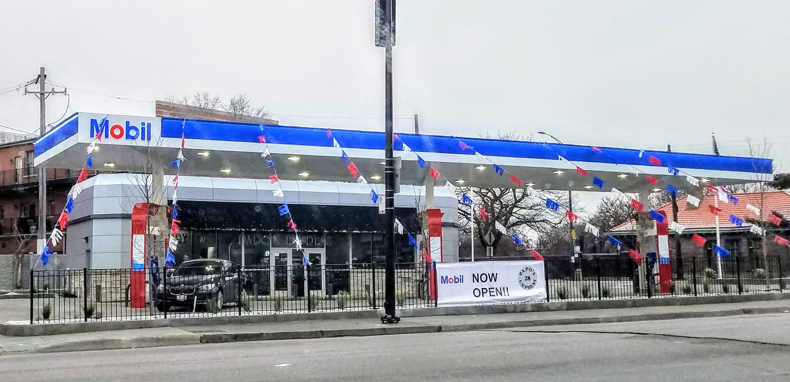 Uptown Update: Corner Gas Station Changes Brands, Adds Convenience Store