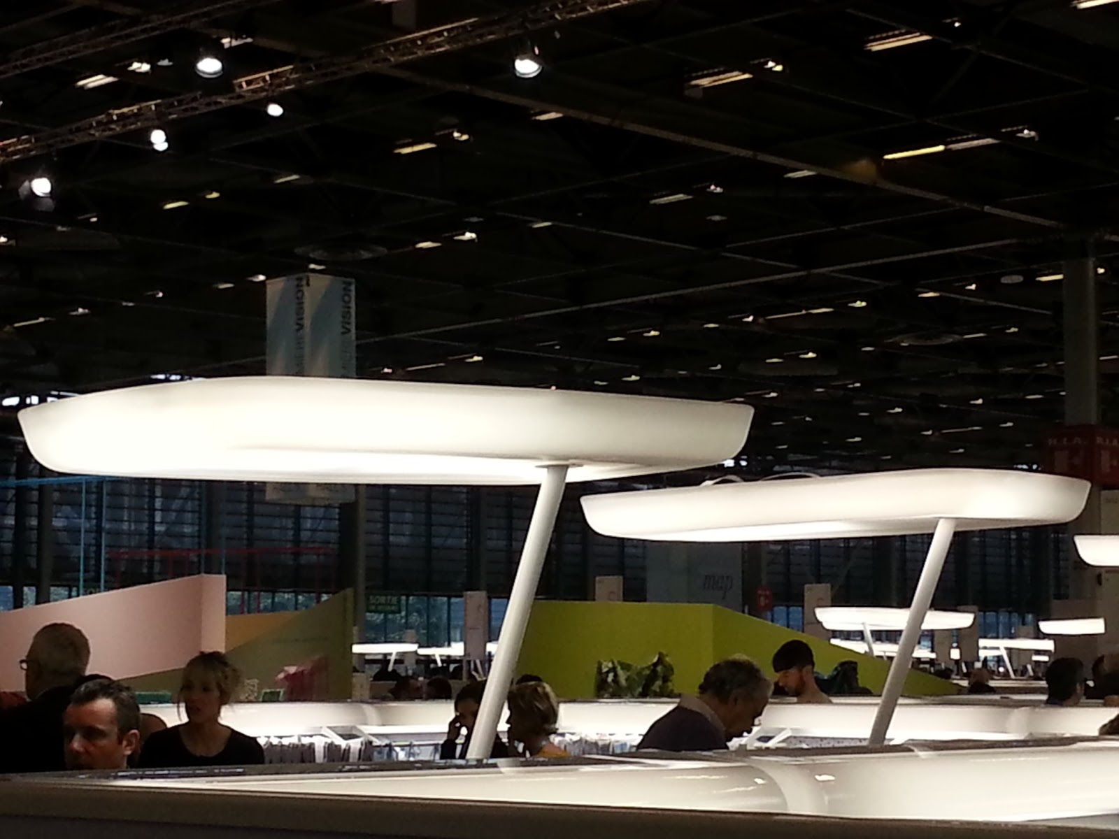 Directional Design: PREMIER VISION - PARIS