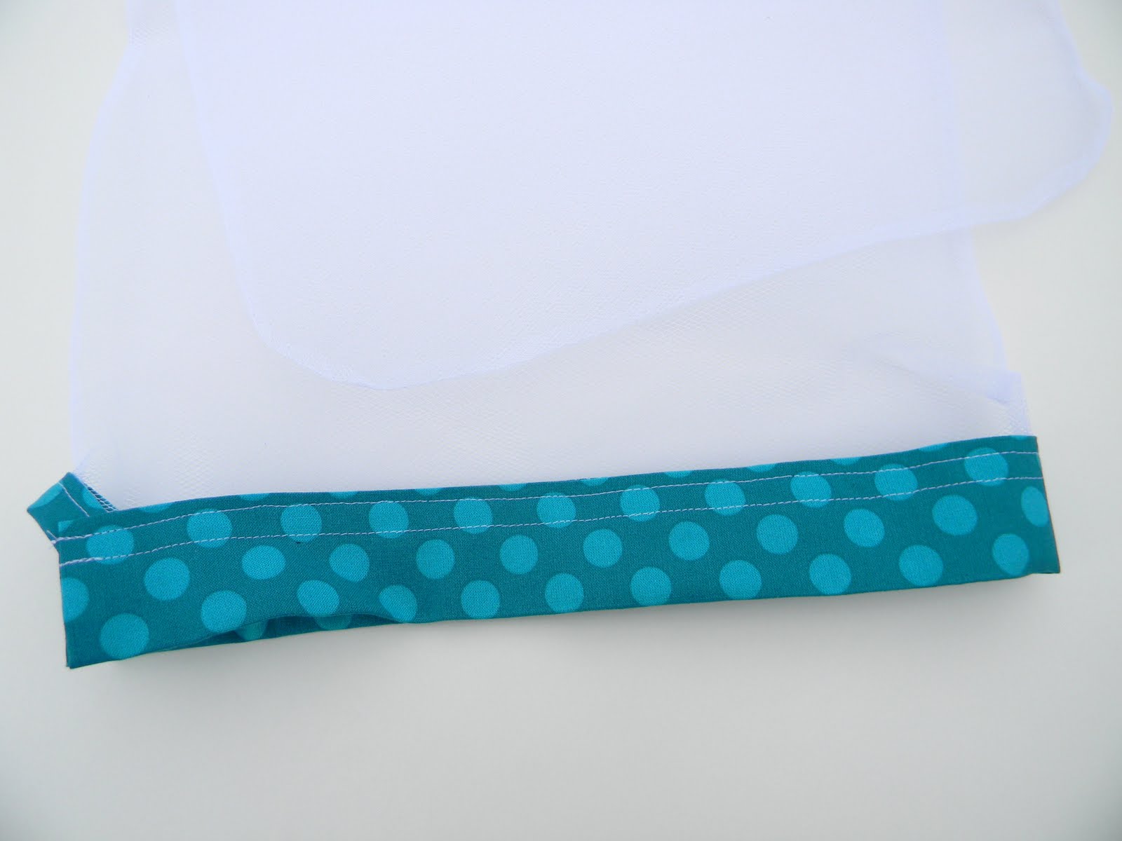 fat quarter friday {butterfly net / bug catcher tutorial}